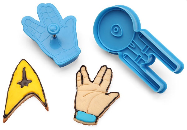 Command the Kitchen with New Star Trek Items